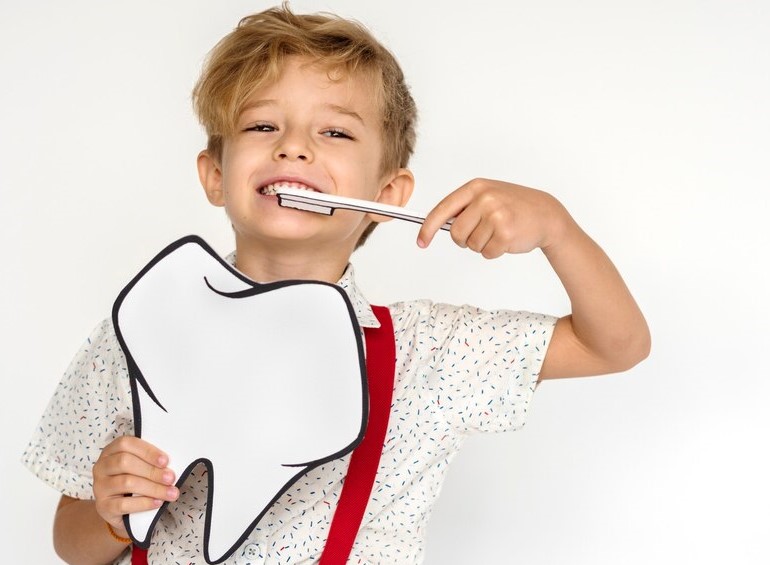 Dentista infantil en Villanueva del Pardillo: Expertos en cuidado bucal infantil - Clínica Like ...